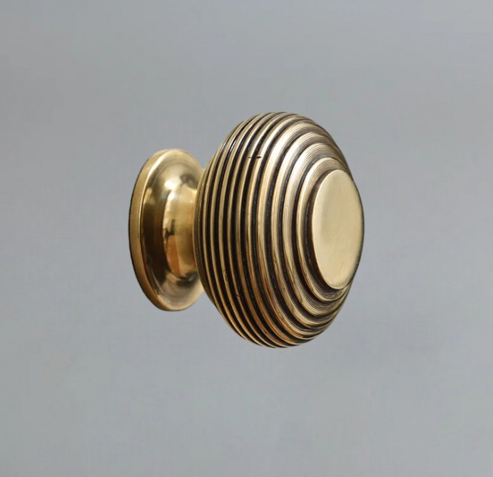 Large Beehive Cupboard Knob